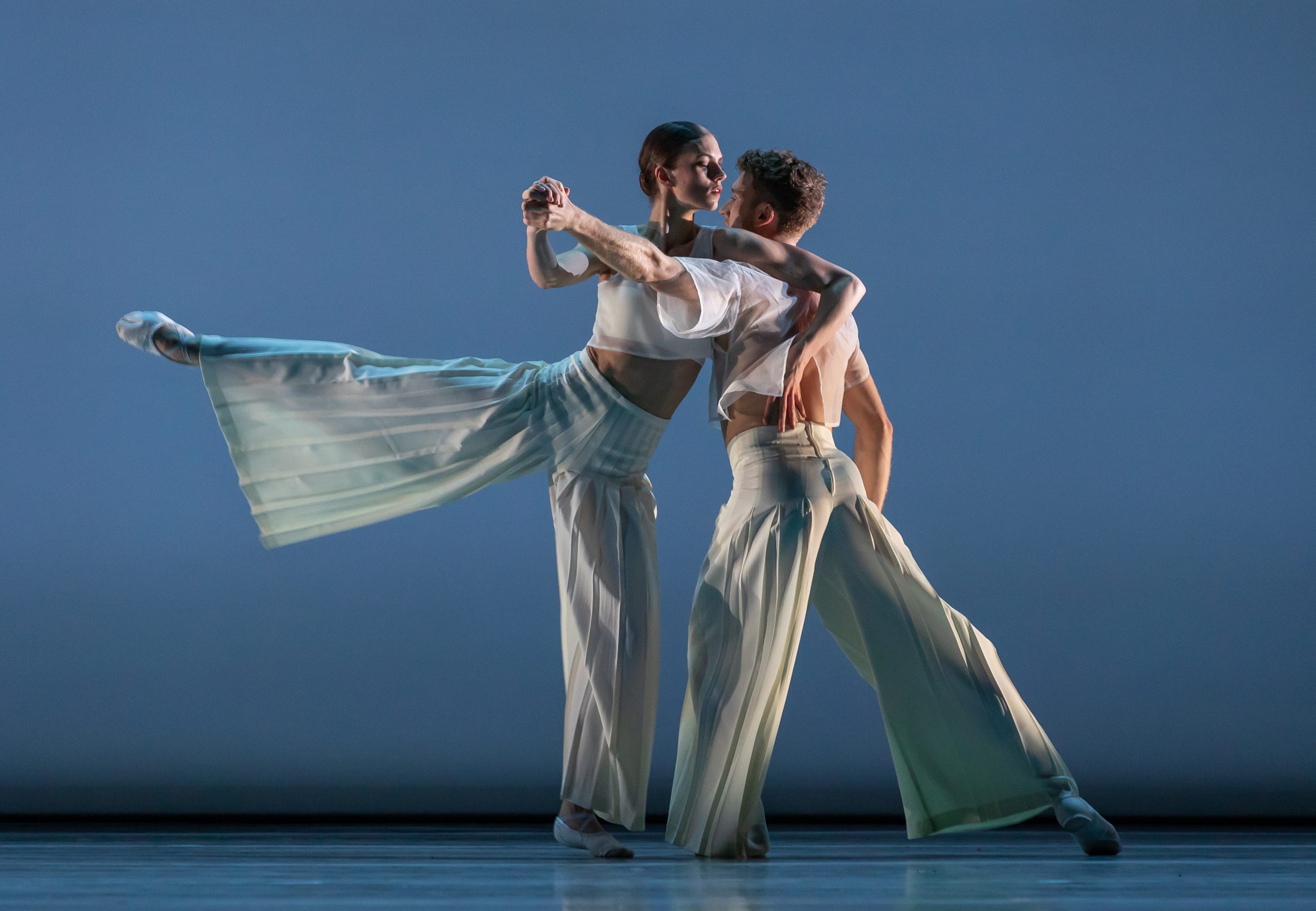 Dans Magazine - BLIJVEN TELLEN - Introdans